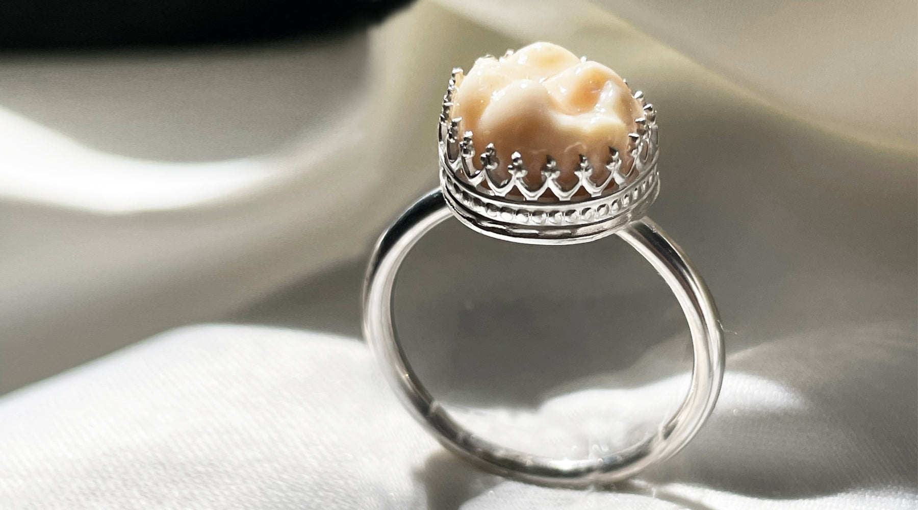 Symbolic & Keepsake Jewellery Sydney, Personalised Ashes Jewellery